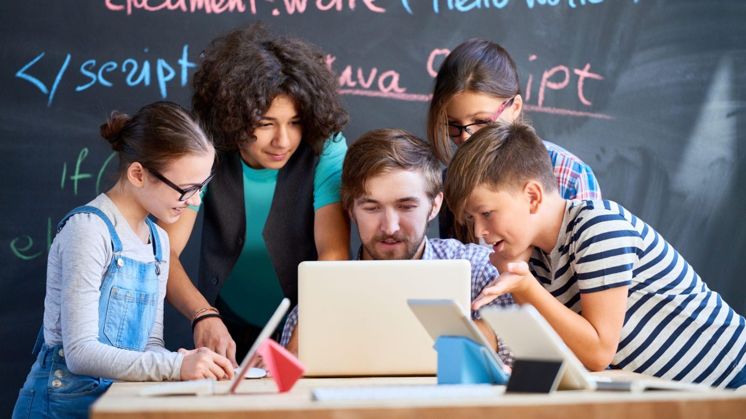 An Insider Guide on Waterloo Math Contest Preparation Courses!